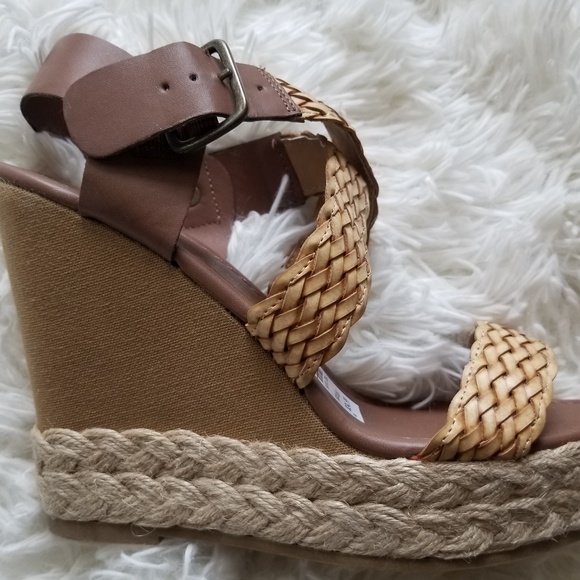 Payless | Shoes | Platform Sandals | Poshmark